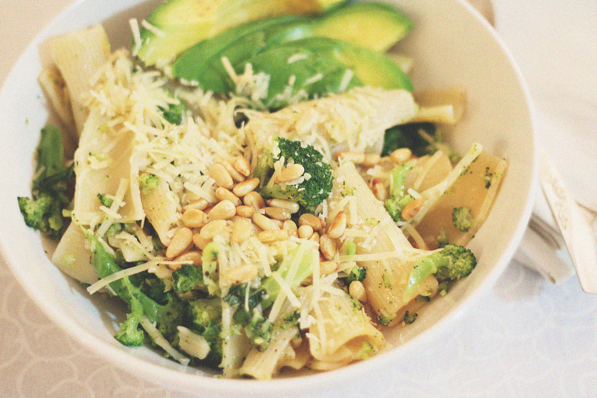 Penne with broccoli, garlic, chilli and pine nuts | a splash of vanilla