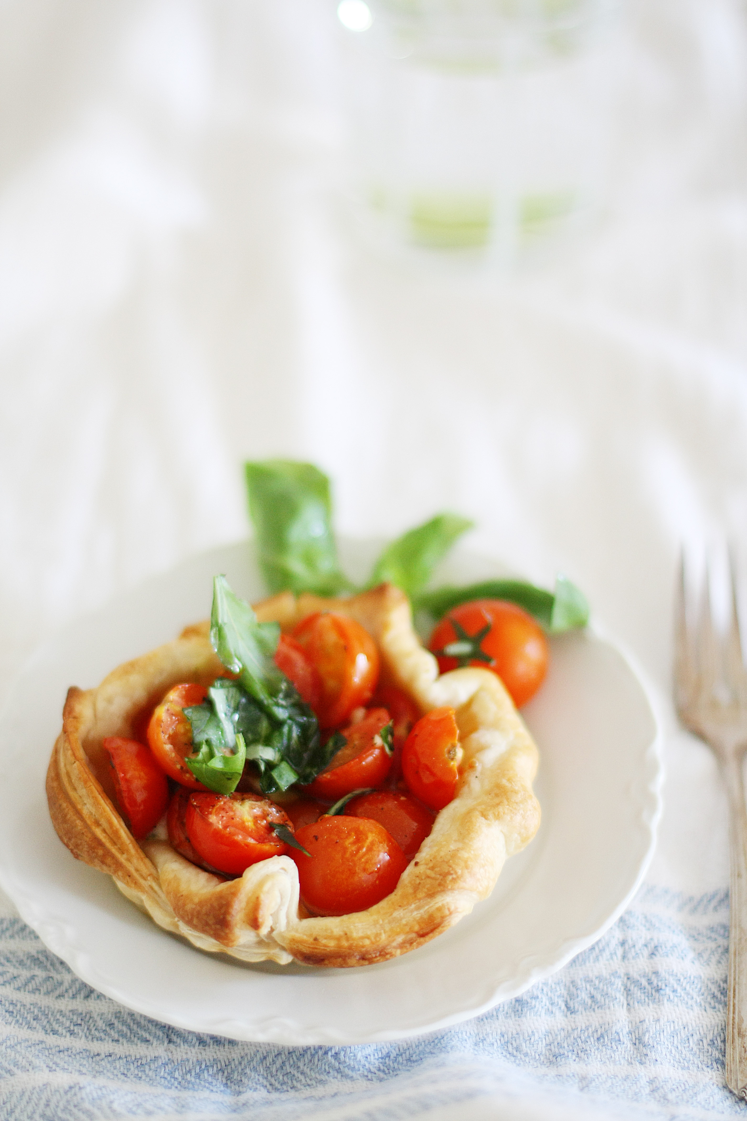 Tomato basil tartlets for two | a splash of vanilla