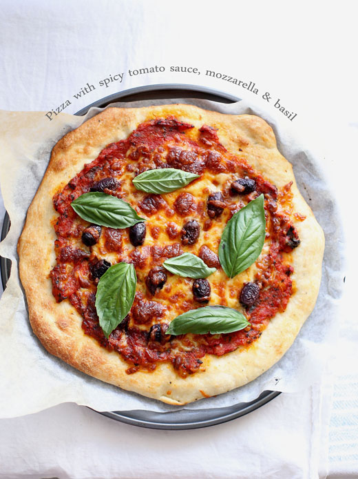 Pizza Margherita (and a great pizza base recipe) | a splash of vanilla